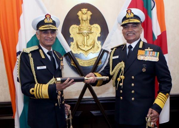 Kerala-born Admiral R Hari Kumar assumes command of Indian Navy Chief - News Riveting